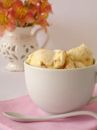 Akullore me karamel - Receta Kuzhine