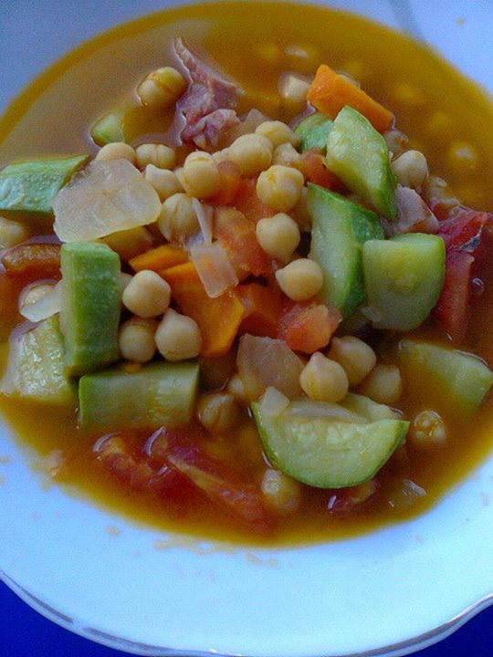 Supe me qiqra - Receta Kuzhine