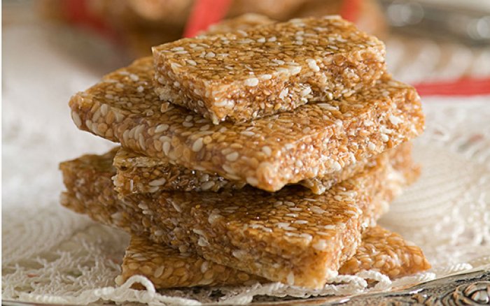 Ëmbëlsirë me susam - Receta Kuzhine