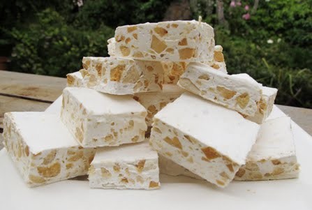 Torrone - Receta Kuzhine